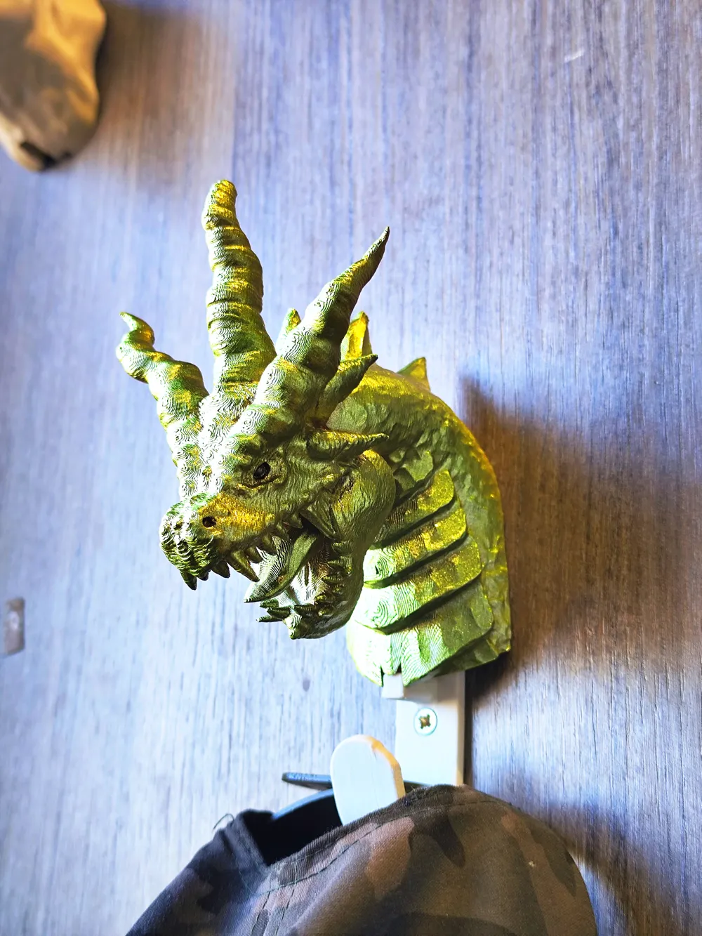 Swappable Dragon Wall Hook by MY LIGHT MakerWorld: Download Free 3D Models