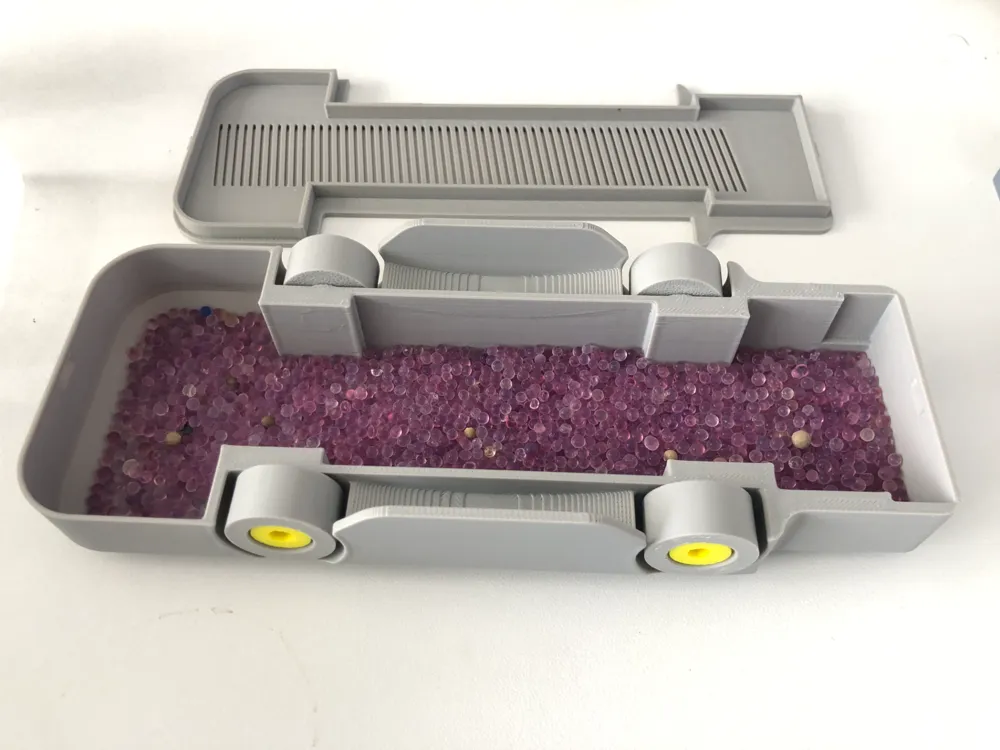 Cereal Box - desiccant container with hygrometer by ManuZiloop - MakerWorld