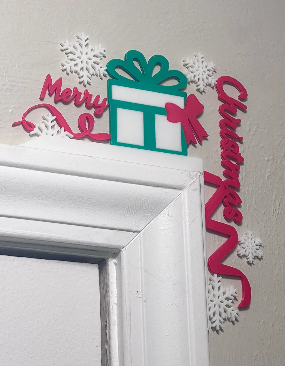 Merry Christmas Ribbon Door Corner - Free 3D Print Model - MakerWorld