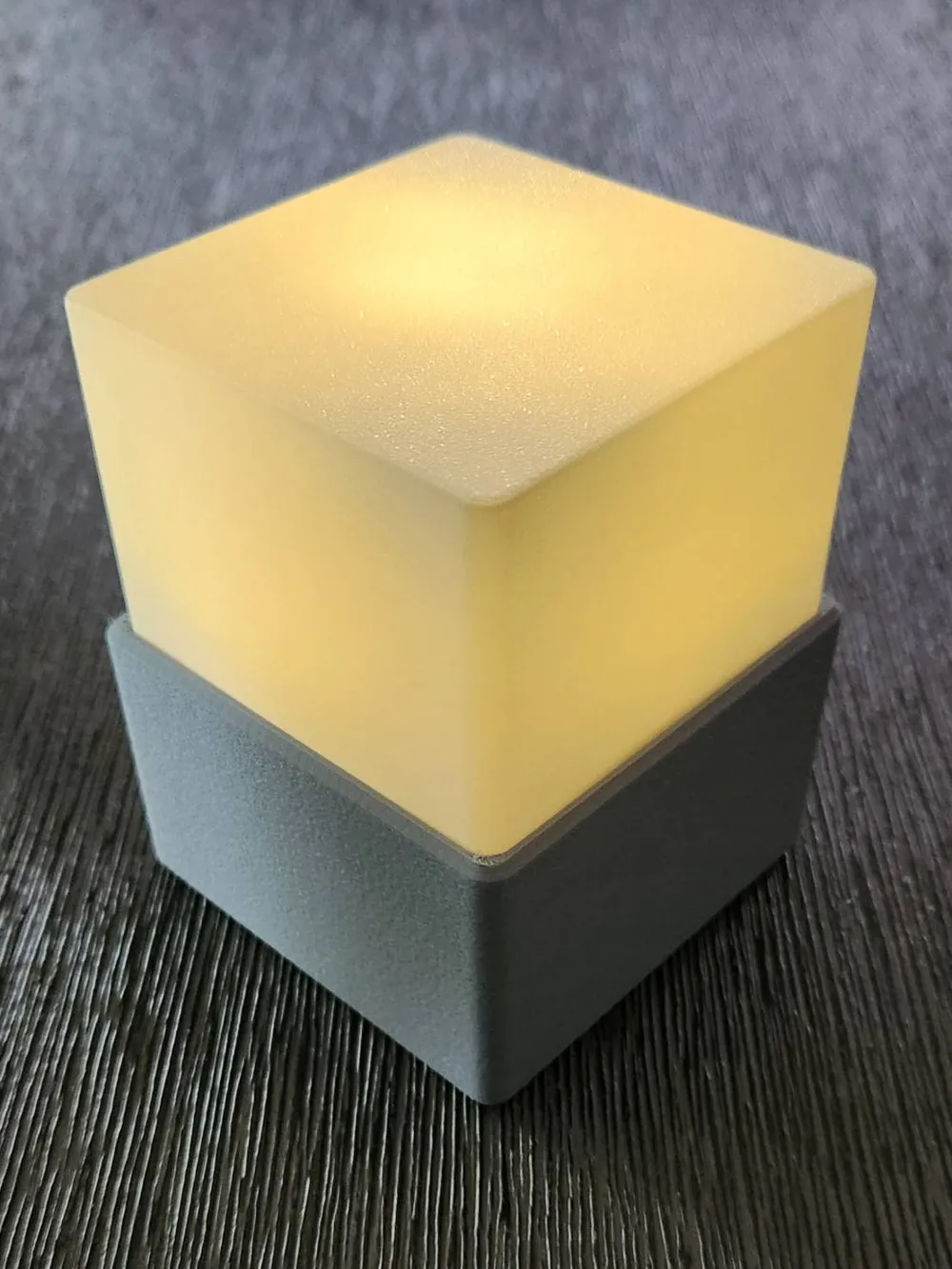Cube Tea Light Lamp (100mm Tall) by OmeaemOMakerWorld: Download Free 3D ...