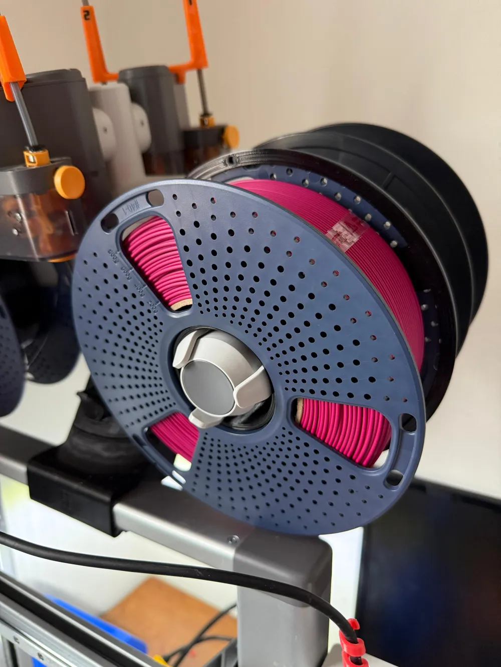 Bambu spool refill on Sunlu spool by Revenge MakerWorld: Download Free ...