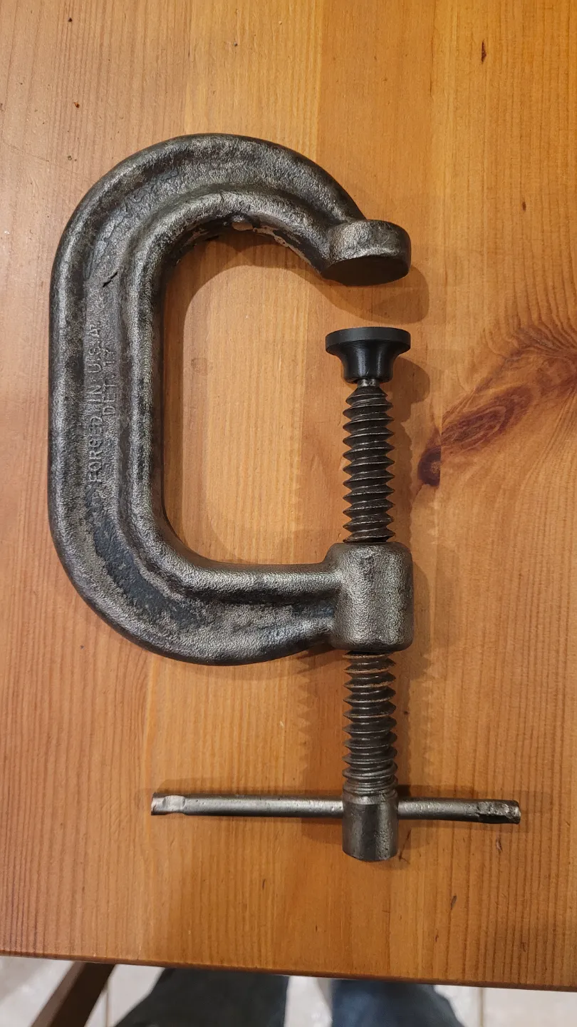C-Clamp swivel pad by damnsound - MakerWorld