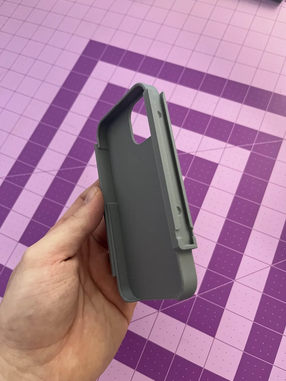 Nintendo Switch iPhone 13 mini Adapter Remixed by Bulian - MakerWorld