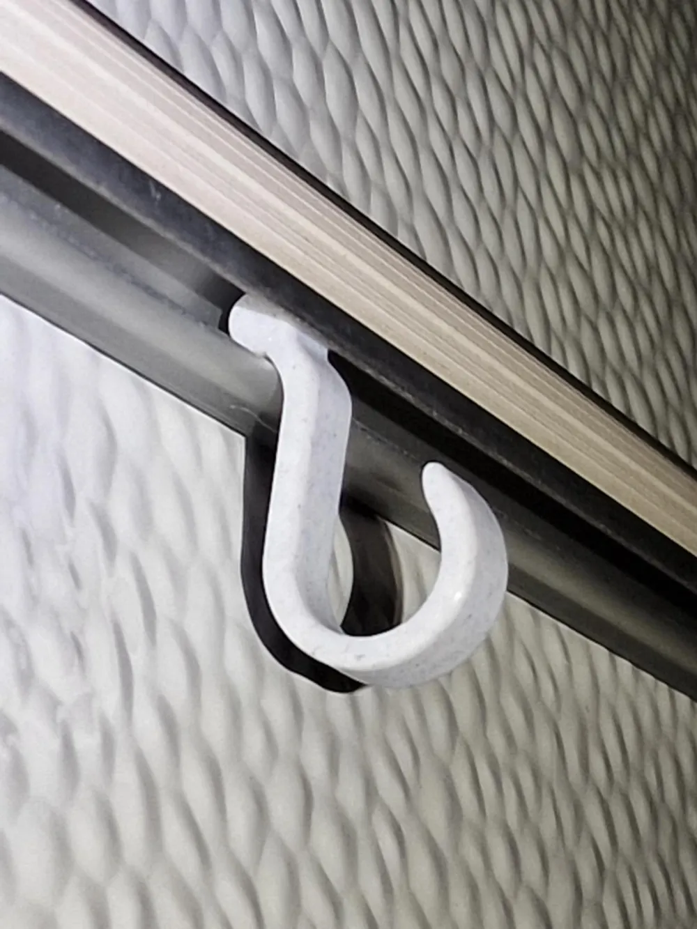 Caravan hook for tent rail - Free 3D Print Model - MakerWorld