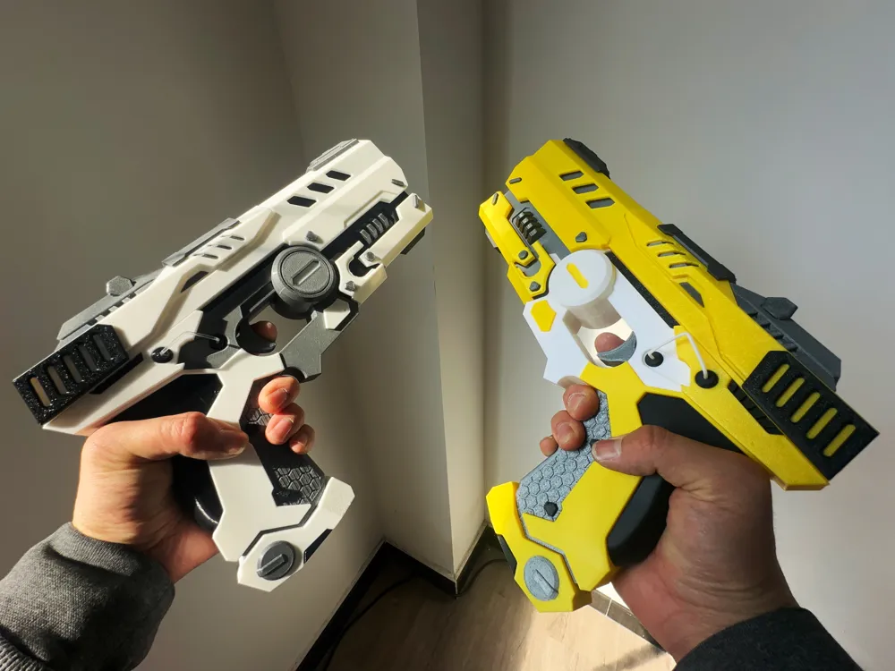 Cyberpunk Style Heavy Pistol by 智艺工坊 MakerWorld: Download Free 3D Models