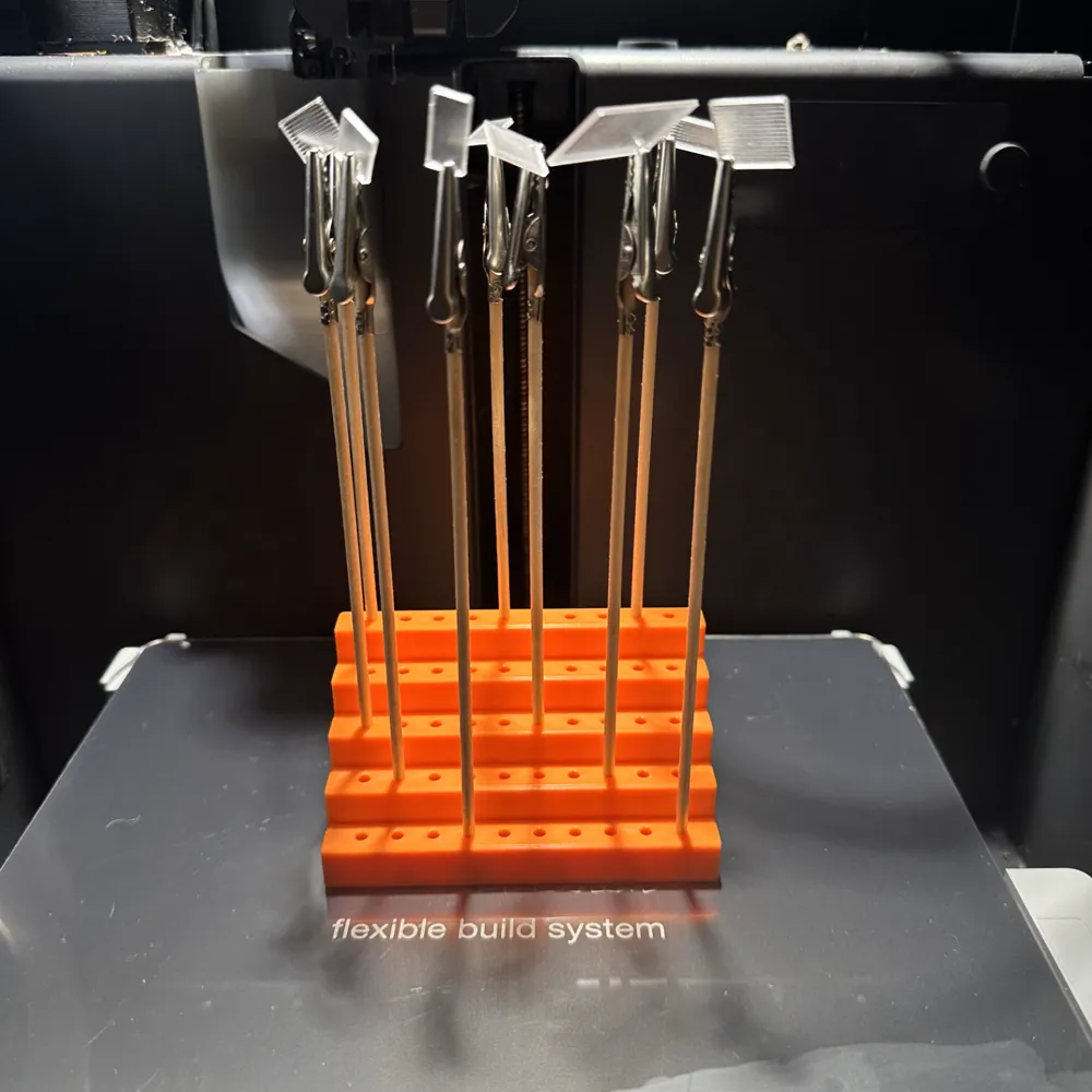 Alligator Clip Stand - Free 3D Print Model - MakerWorld
