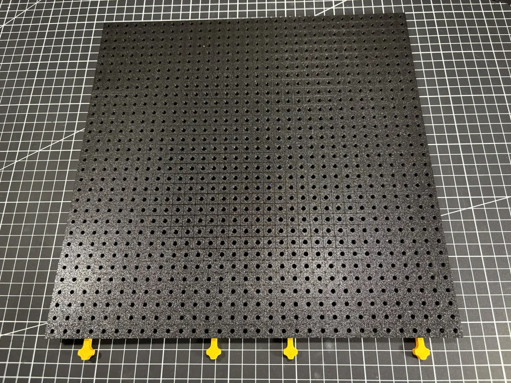 Toolgrid Base Plate 152mm and 304mm (6 & 12 in) Sq - Free 3D Print ...