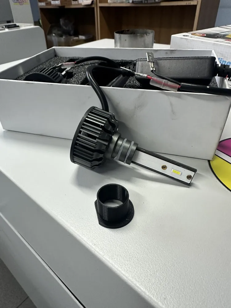 CAR HEADLIGHT CLIP - Free 3D Print Model - MakerWorld