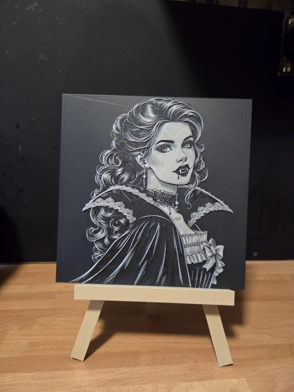 HUEFORGE FEMALE VAMPIRE GLOW IN THE DARK by zap89100 - MakerWorld