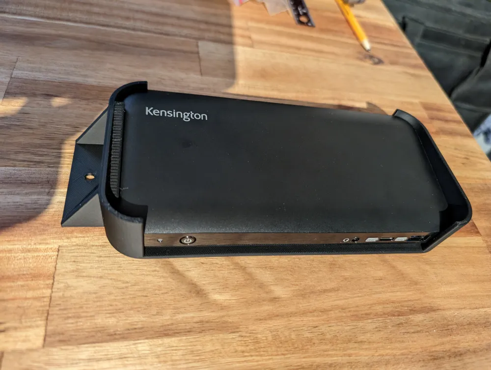 Kensington SD4840P Dock Mount by maximelussier - MakerWorld