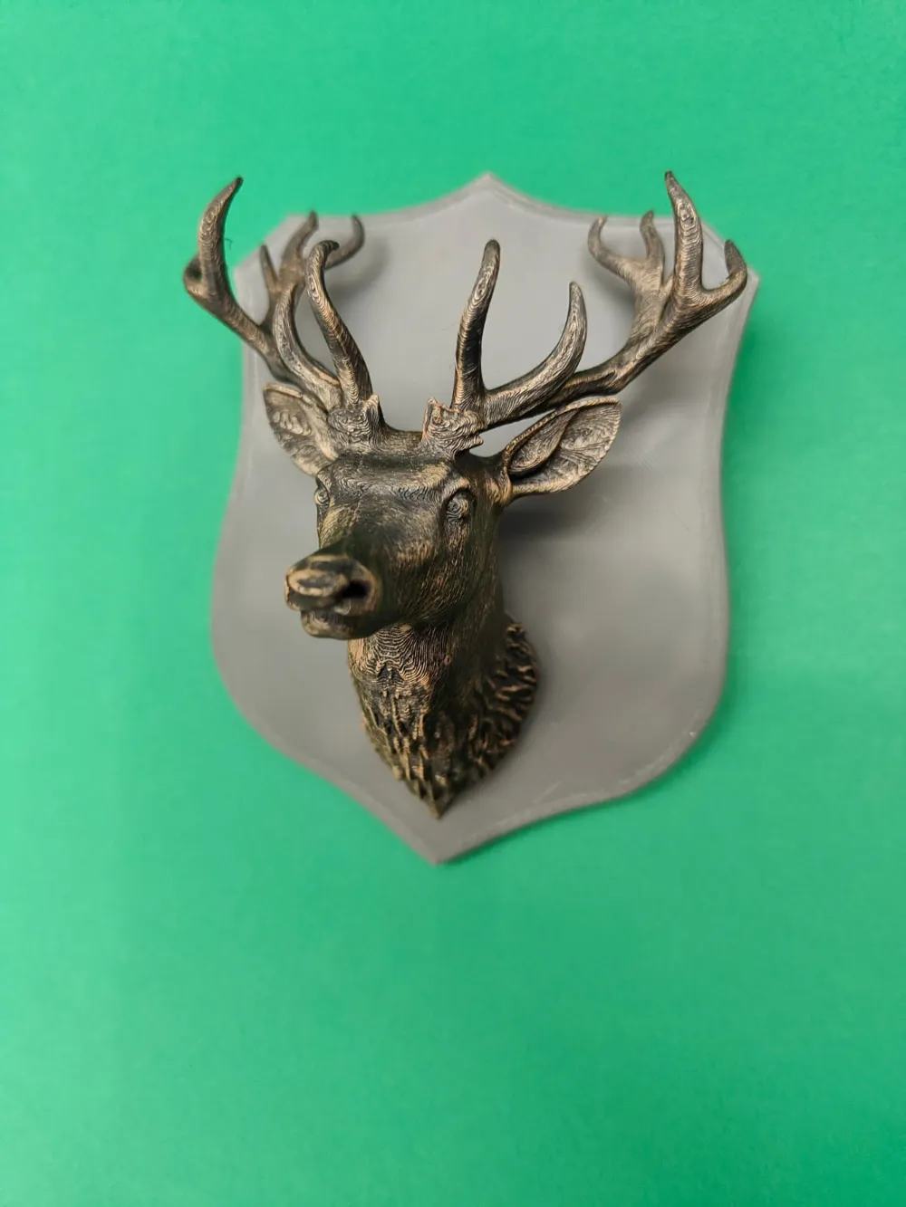 Deer Head Crest - Free 3D Print Model - MakerWorld
