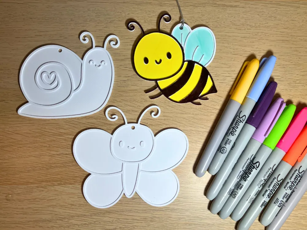 New Cute Bee, Butterfly & Snail Coloring Set by A*i*m*e*e* MakerWorld ...