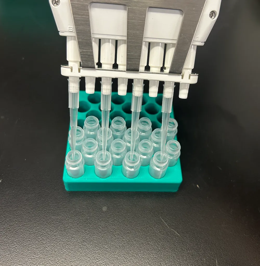 Compact Multichannel LCMS sample block by saltyboy22 - MakerWorld
