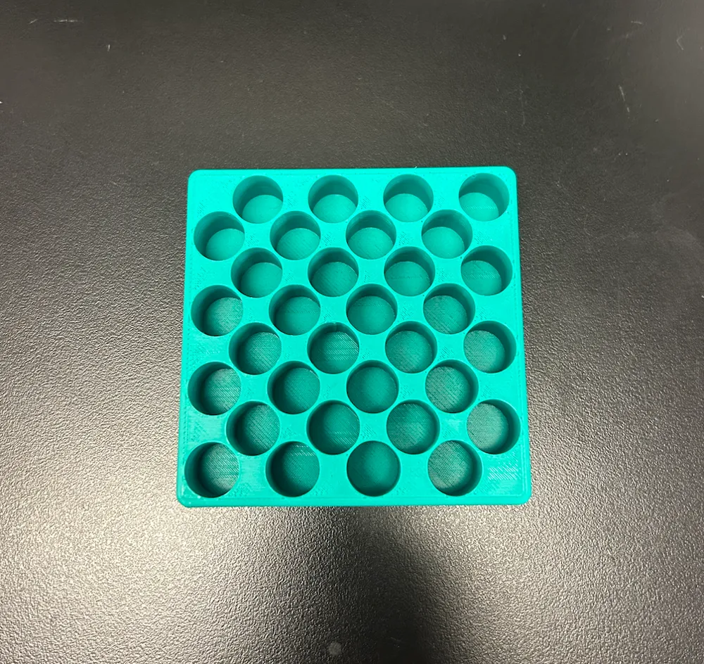 Compact Multichannel LCMS sample block by saltyboy22 - MakerWorld