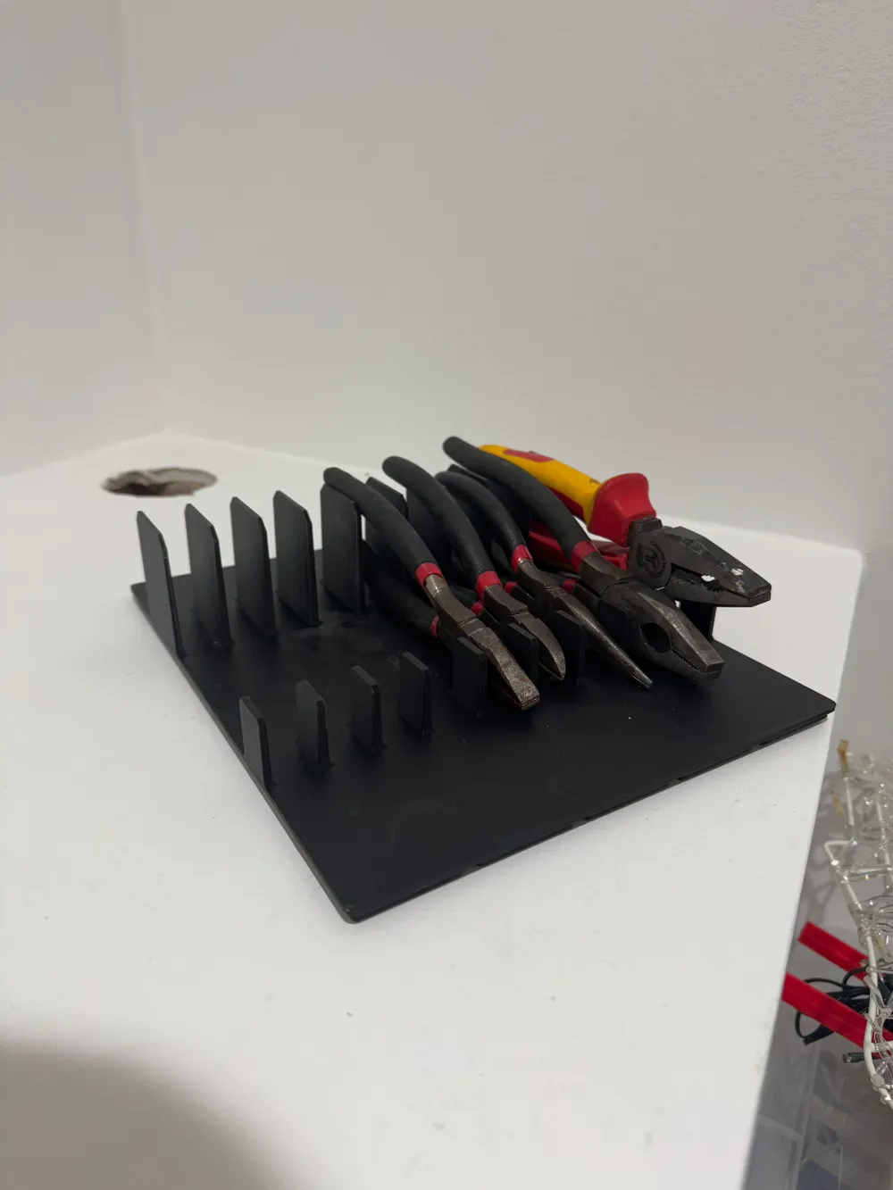 Gridfinity Pliers Tray by ARDesigns MakerWorld: Download Free 3D Models