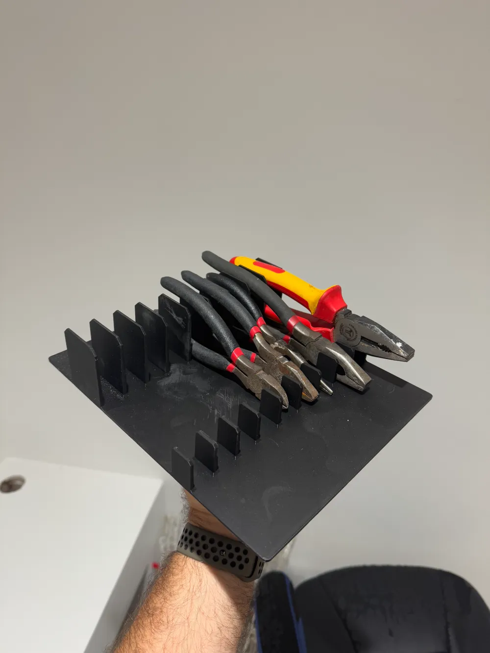 Gridfinity Pliers Tray by ARDesigns MakerWorld: Download Free 3D Models