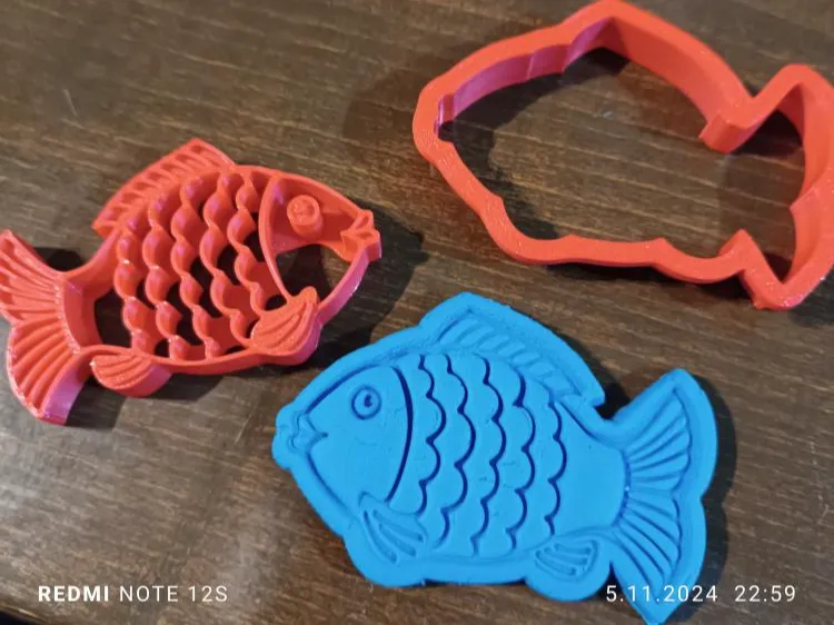 Carp cookie cutter with stamp by Gar_Deco - MakerWorld