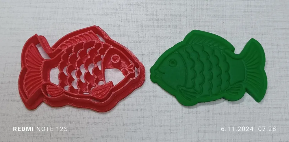 Carp cookie cutter with stamp by Gar_Deco - MakerWorld
