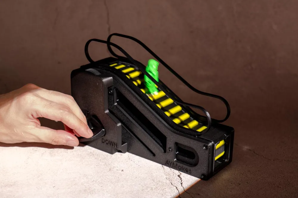 Motorized Escalator - Beginner Kit Version by AlexY_ MakerWorld ...