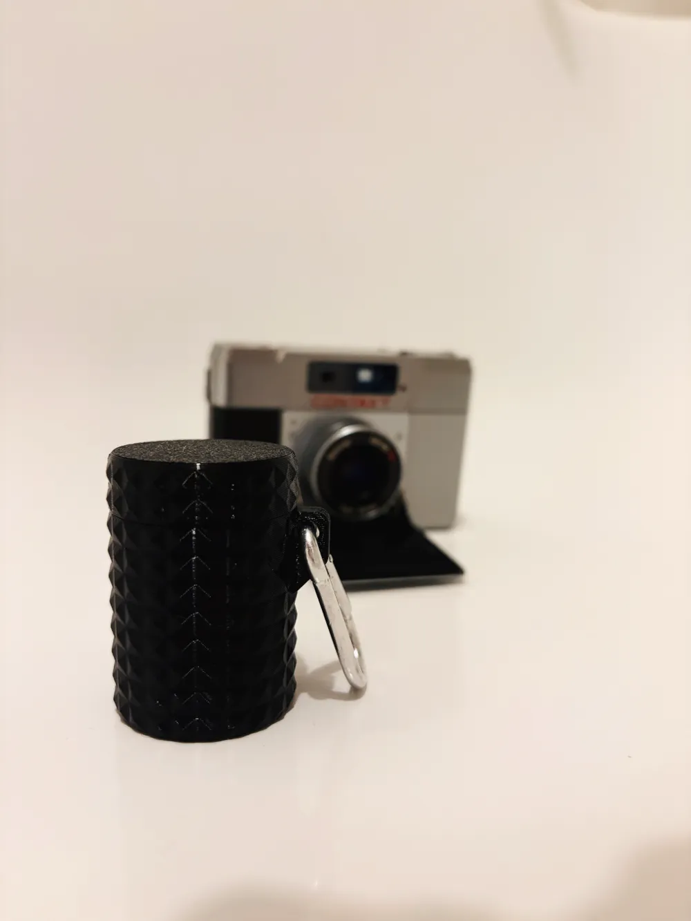 35mm Film Case with Keychain by OgKohl MakerWorld: Download Free 3D Models