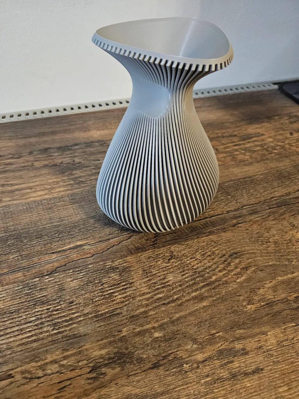 Striped Vase by Yvonne&Florian - MakerWorld