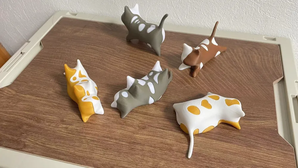 Color-blocked Cat by Queazy MakerWorld: Download Free 3D Models