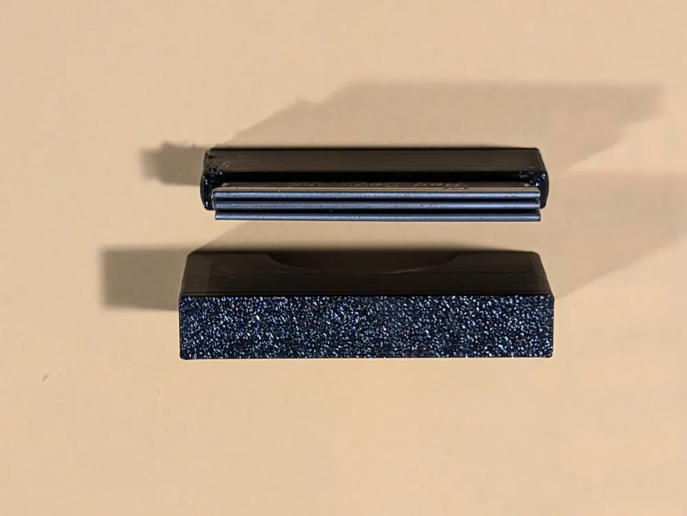 Gem Single Edge Razor Blade Storage for 1-3 blades - Free 3D Print ...