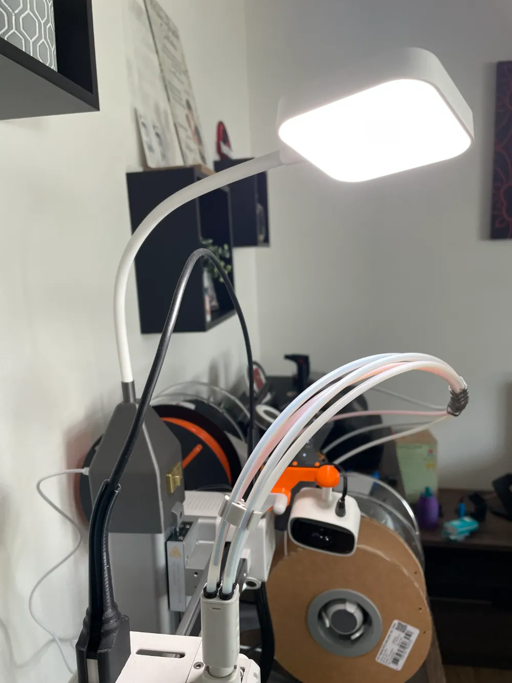A1 mini led holder Remixed by Nixon88 - MakerWorld