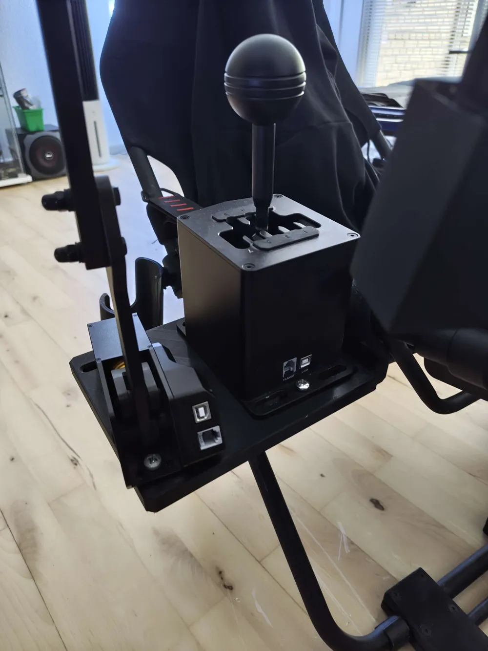 Moza Shifter & E-break mount - playseat challenge - Free 3D Print Model ...