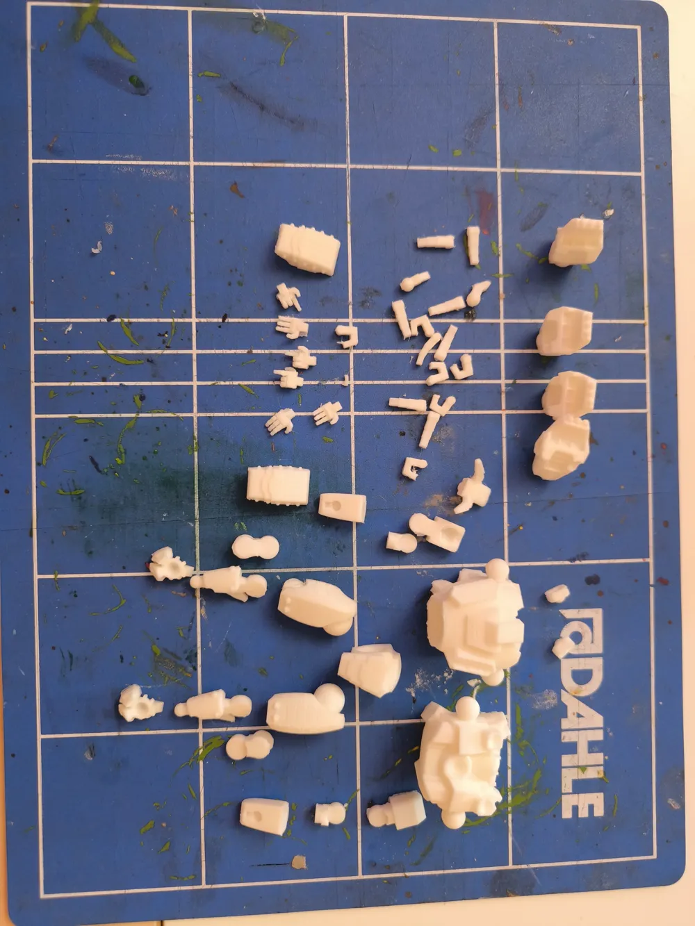 Mino'Tau Class Cen'Tau Battlesuit Space Communist by OscartCustoms ...