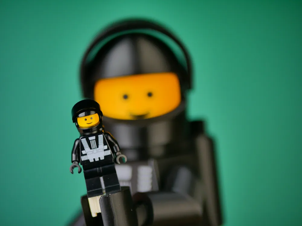 Classic 1980s Black Space Figure - Free 3D Print Model - MakerWorld