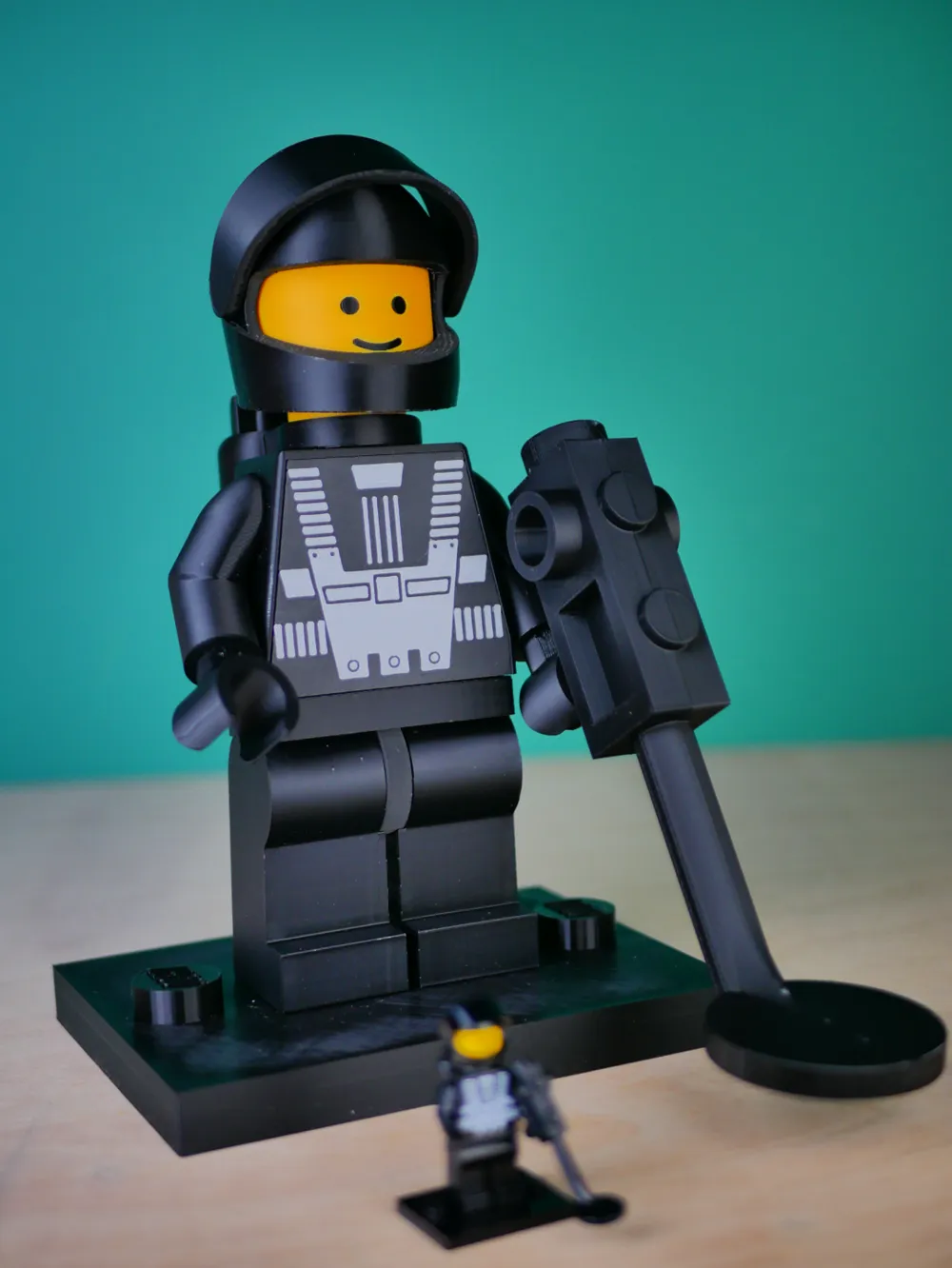 Classic 1980s Black Space Figure - Free 3D Print Model - MakerWorld
