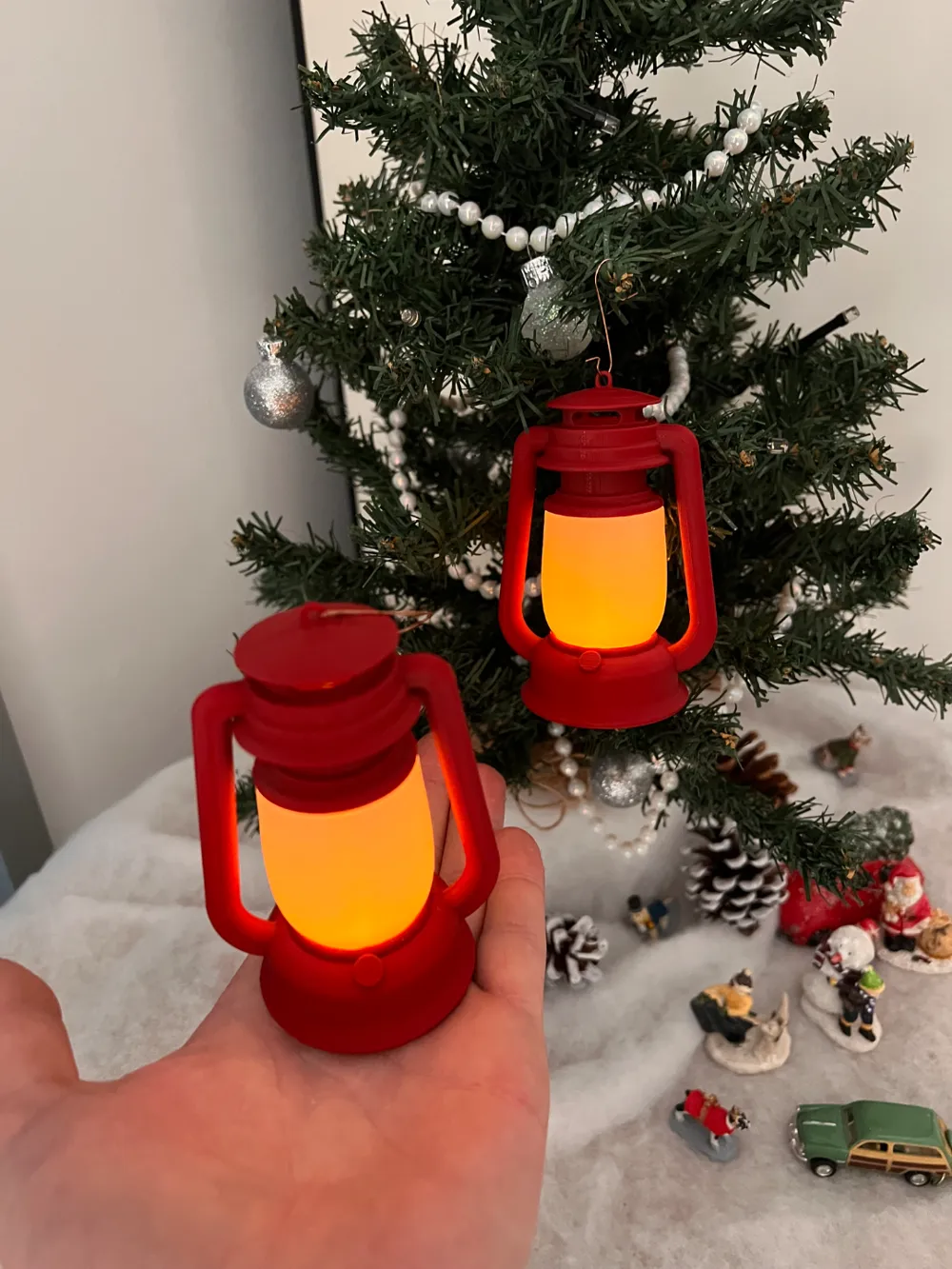 Miniature Oil Lantern Christmas Ornament - Free 3D Print Model - MakerWorld