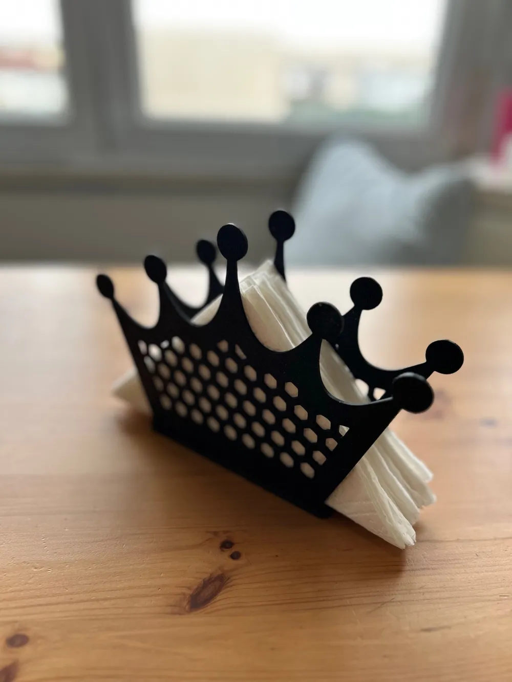Crown-Shaped Napkin Holder - Free 3D Print Model - MakerWorld