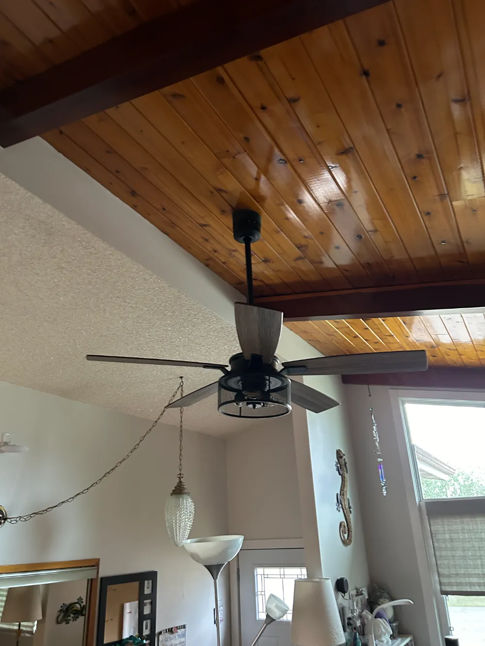 Angled Mount for ceiling fan electrical box. by Bruce - MakerWorld