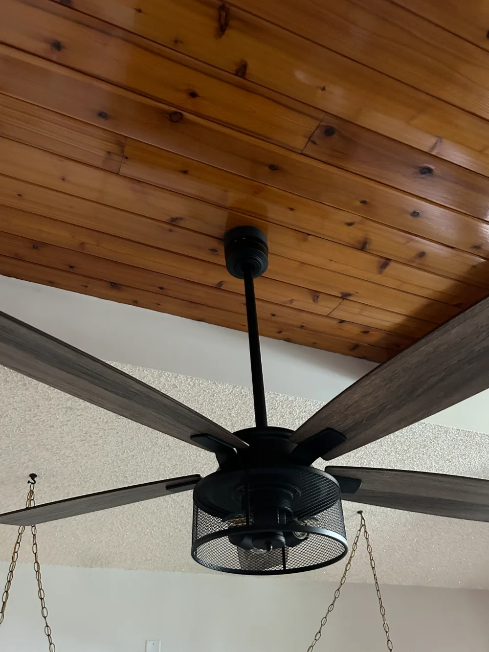 Angled Mount for ceiling fan electrical box. by Bruce - MakerWorld
