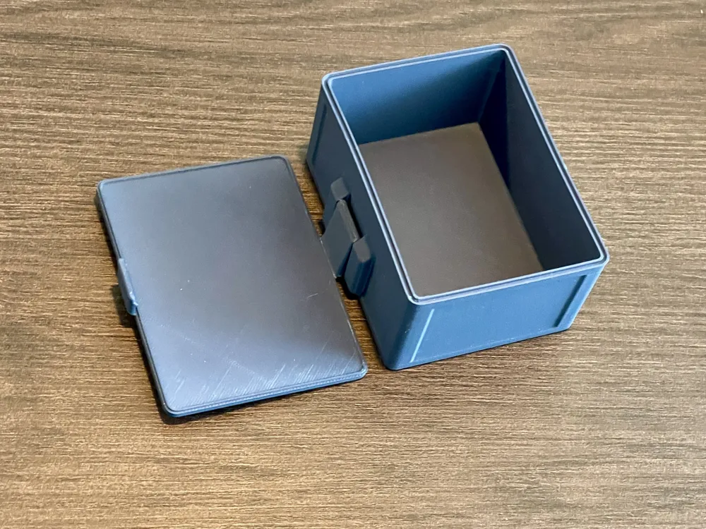 Parametric Box 1 Hinge – Print in Place (Fusion) - Free 3D Print Model ...