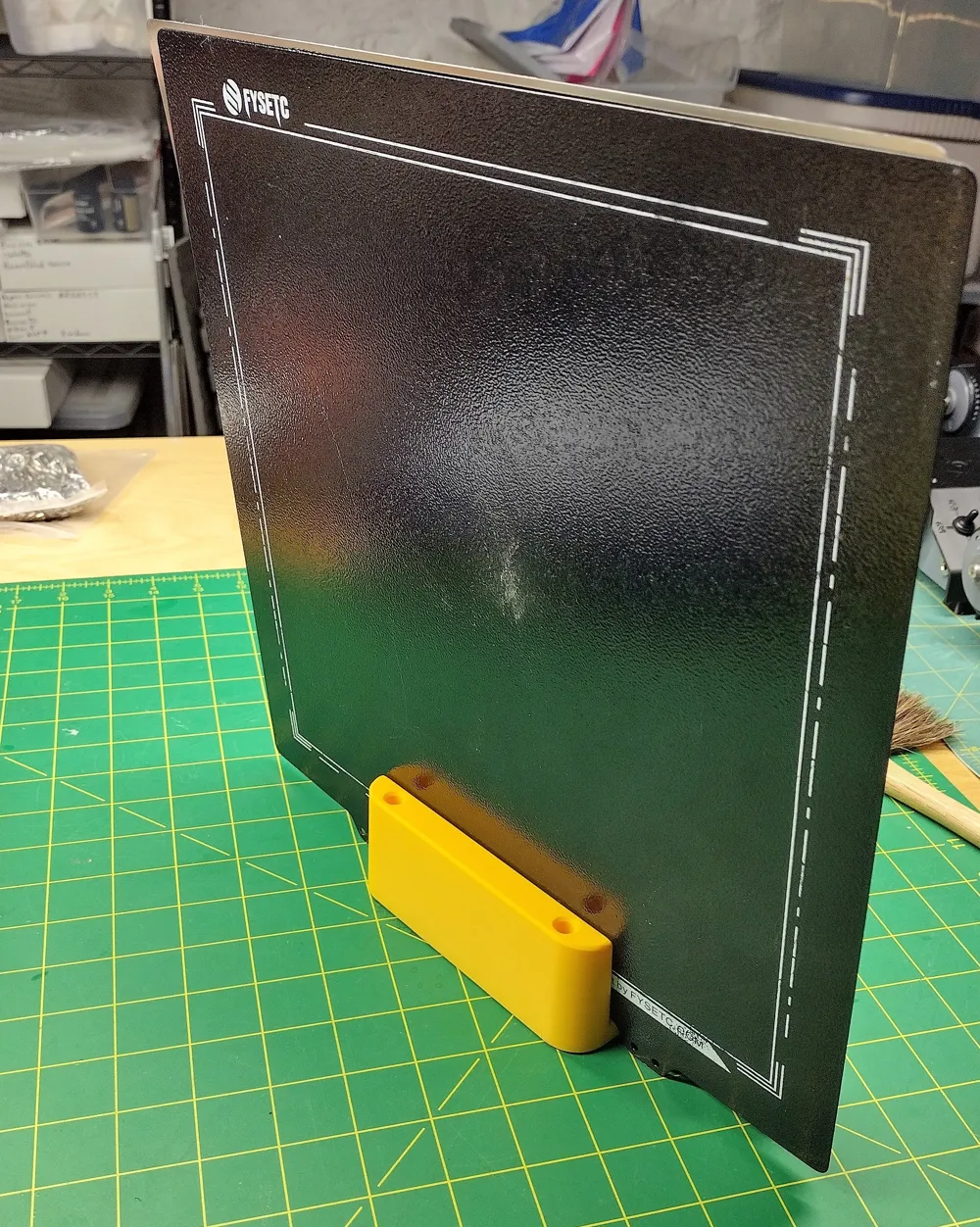 Removable bed plates holder, wall mounted or self-standing by ...