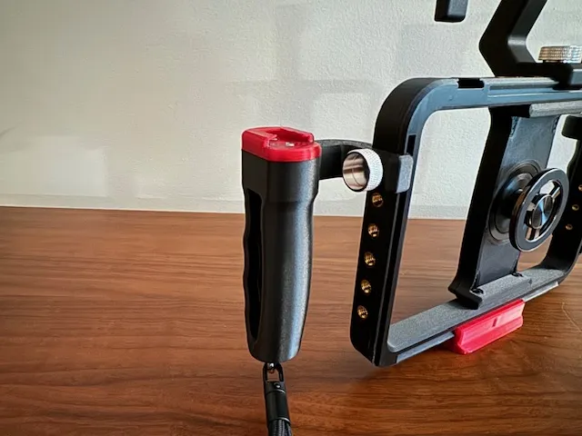 Ergonomic Tactical-Style Camera/Phone rig handles by Justin MakerWorld ...