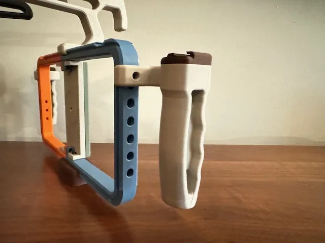 Ergonomic Tactical-Style Camera/Phone rig handles by Justin MakerWorld ...