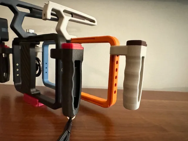 Ergonomic Tactical-Style Camera/Phone rig handles by Justin MakerWorld ...