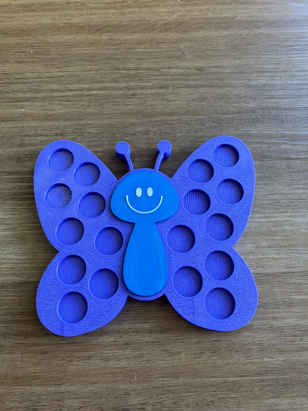 Happy Butterfly Pom Pom Sorting Tray by A*i*m*e*e* MakerWorld: Download ...