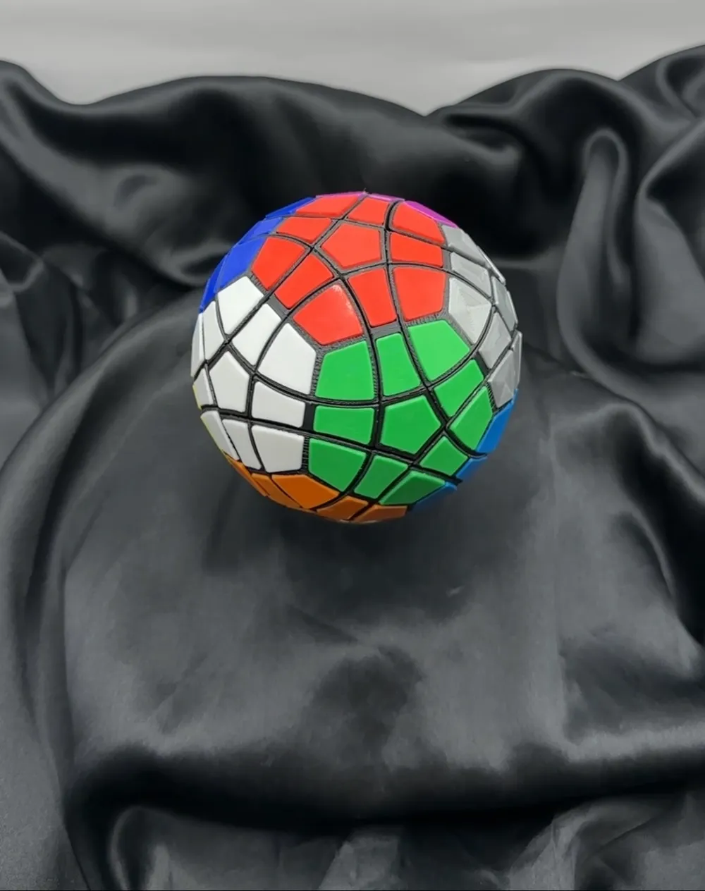 Megaminx Puzzle Sphere by Cjwelcome MakerWorld: Download Free 3D Models