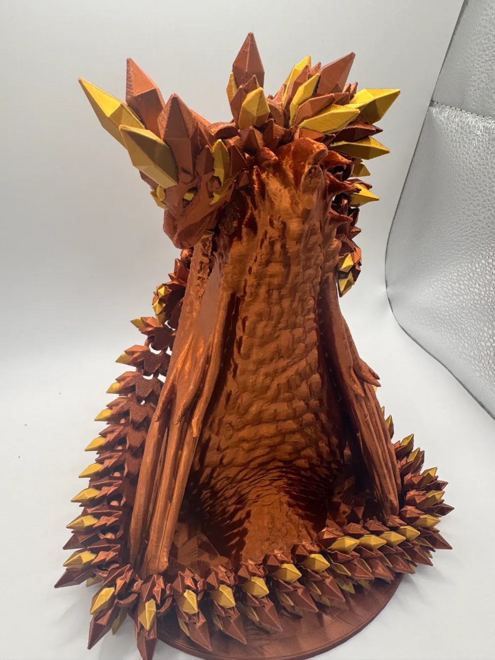 dragon head dragon holder by james butcher - MakerWorld