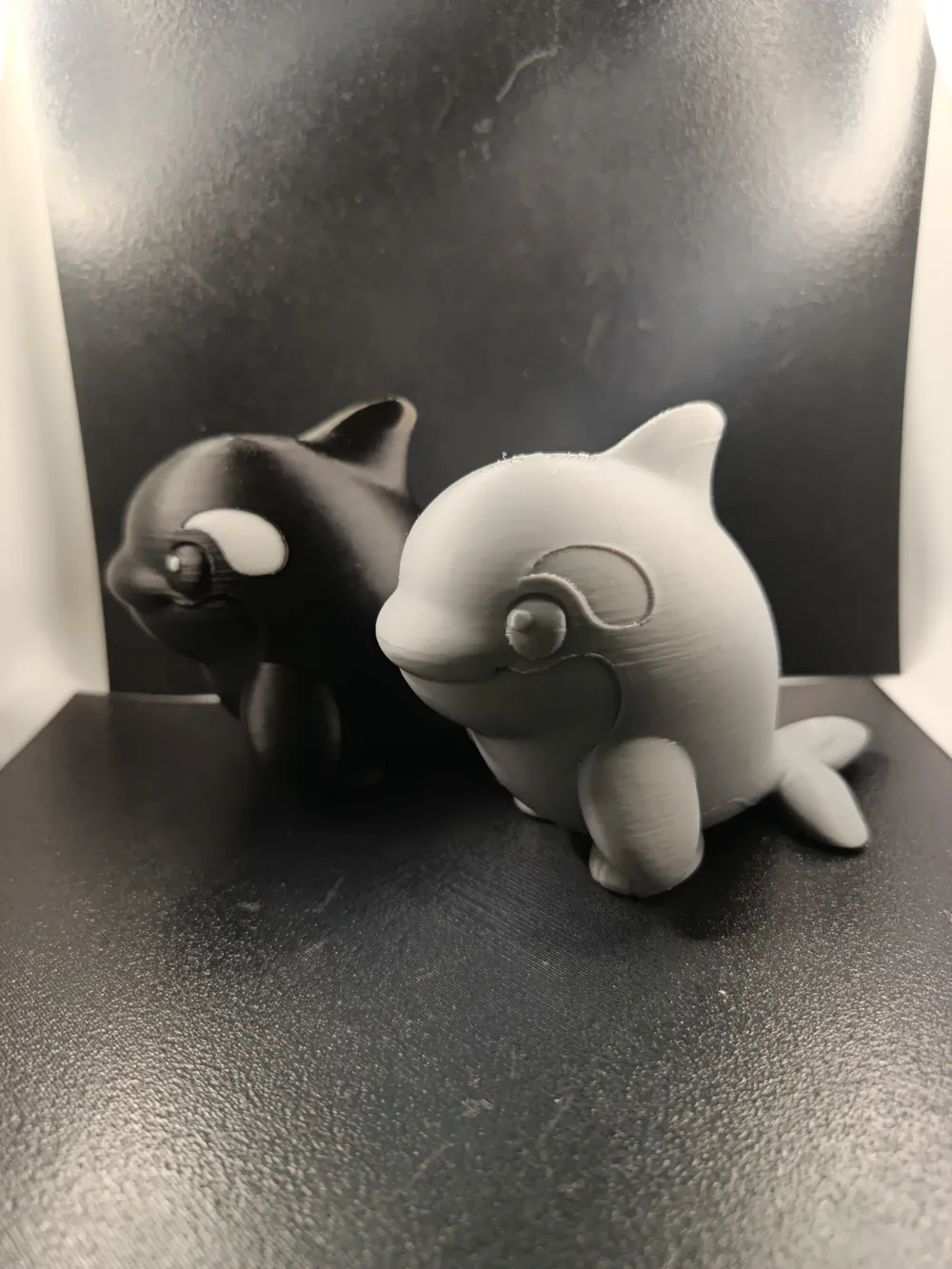 Two orcas ready to melt your heart by Neoflix3d MakerWorld: Download ...