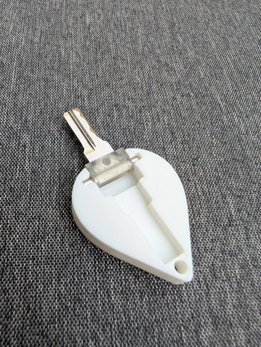 Key holder for folding keys by SpooMakerWorld: Download Free 3D Models