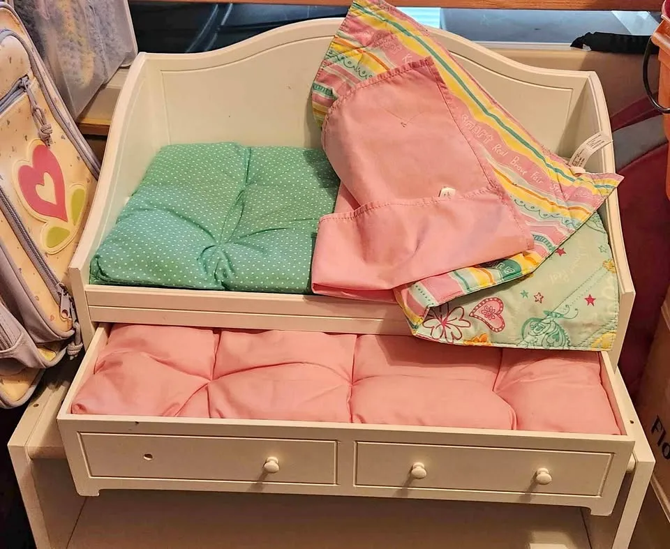 American Girl Doll trundle bed knob by 8LugProd - MakerWorld