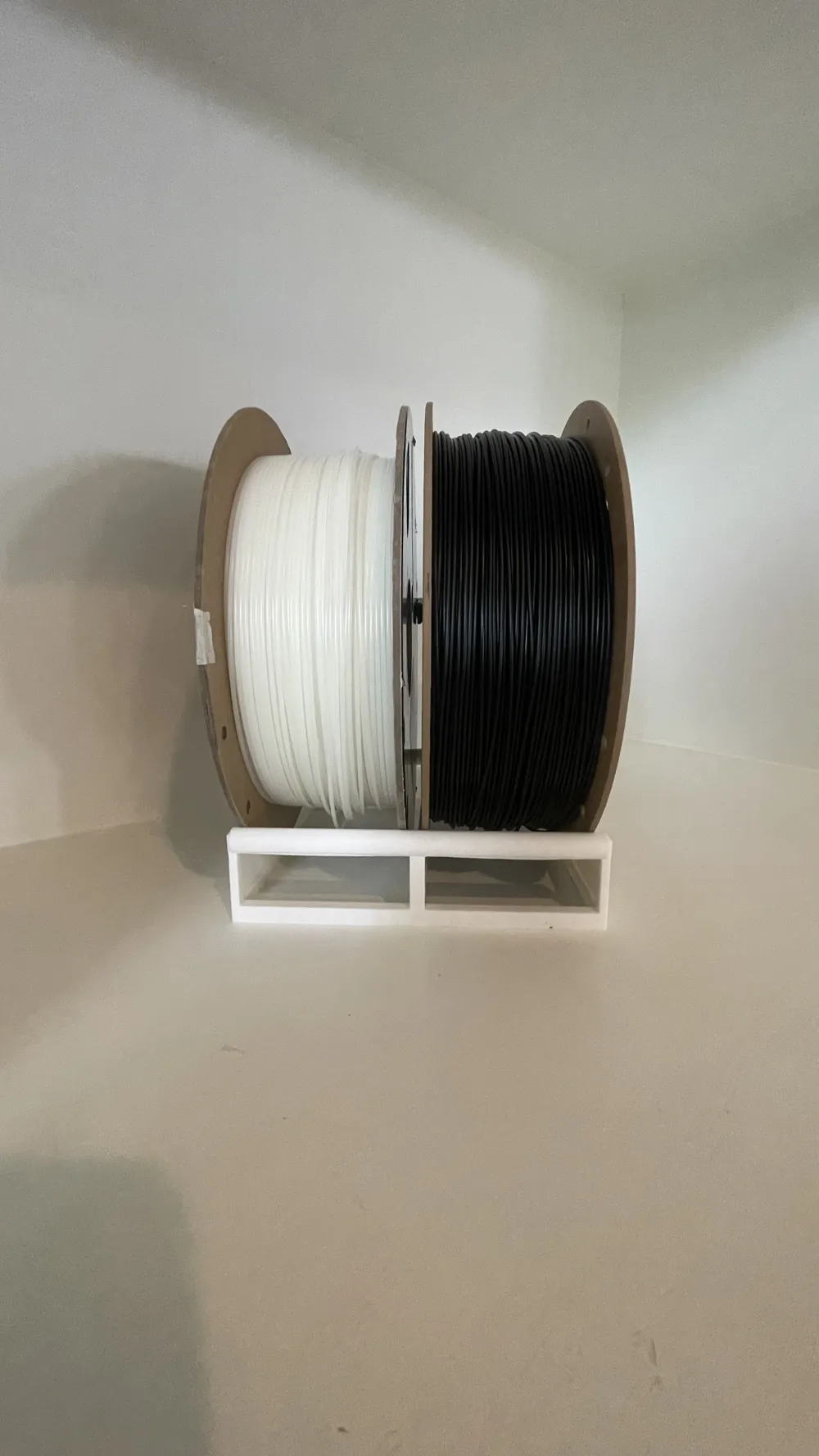 Filament stand by jackMakerWorld: Download Free 3D Models