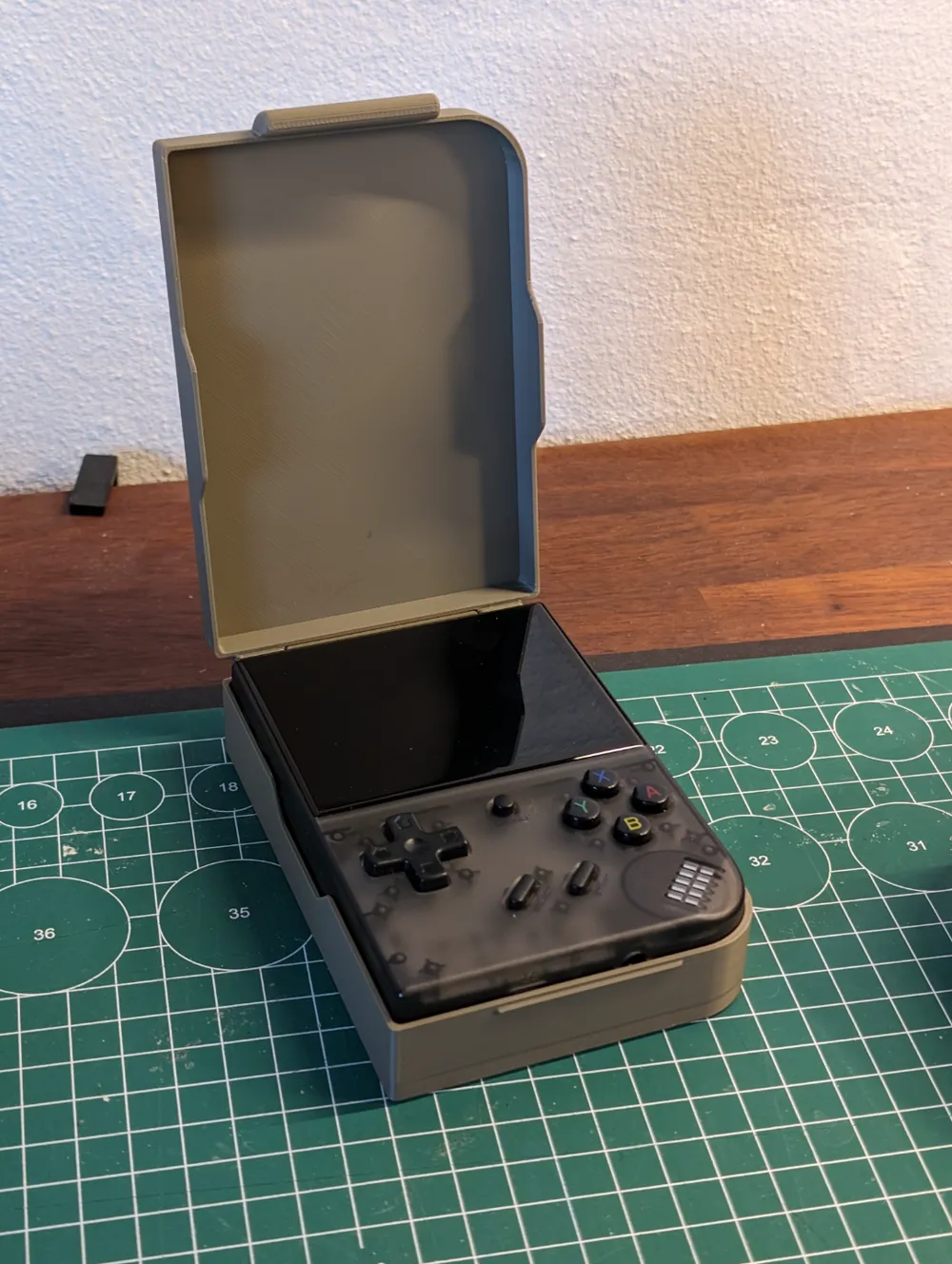 Anbernic RG35XX Plus Case by Norgaard87 - MakerWorld