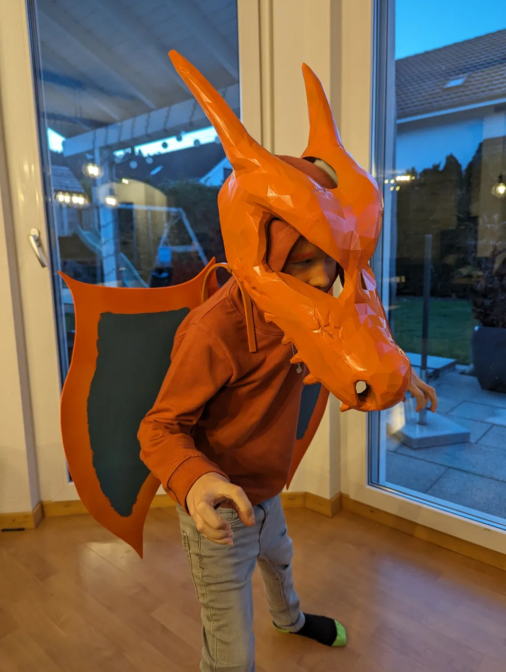 Charizard carneval Costume Remixed by ActionPaps MakerWorld: Download ...